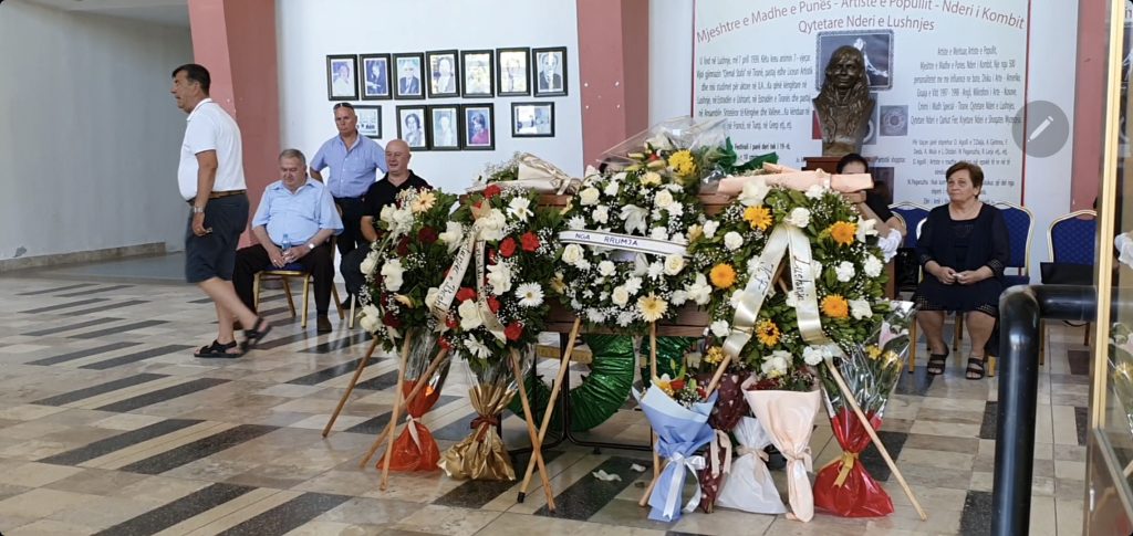 Lushnja sot i ka dhënë sot lamtumirën Legjendës Gogoni . - Radiolushnja.al